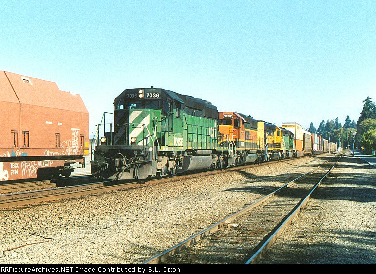 BNSF 7036 West